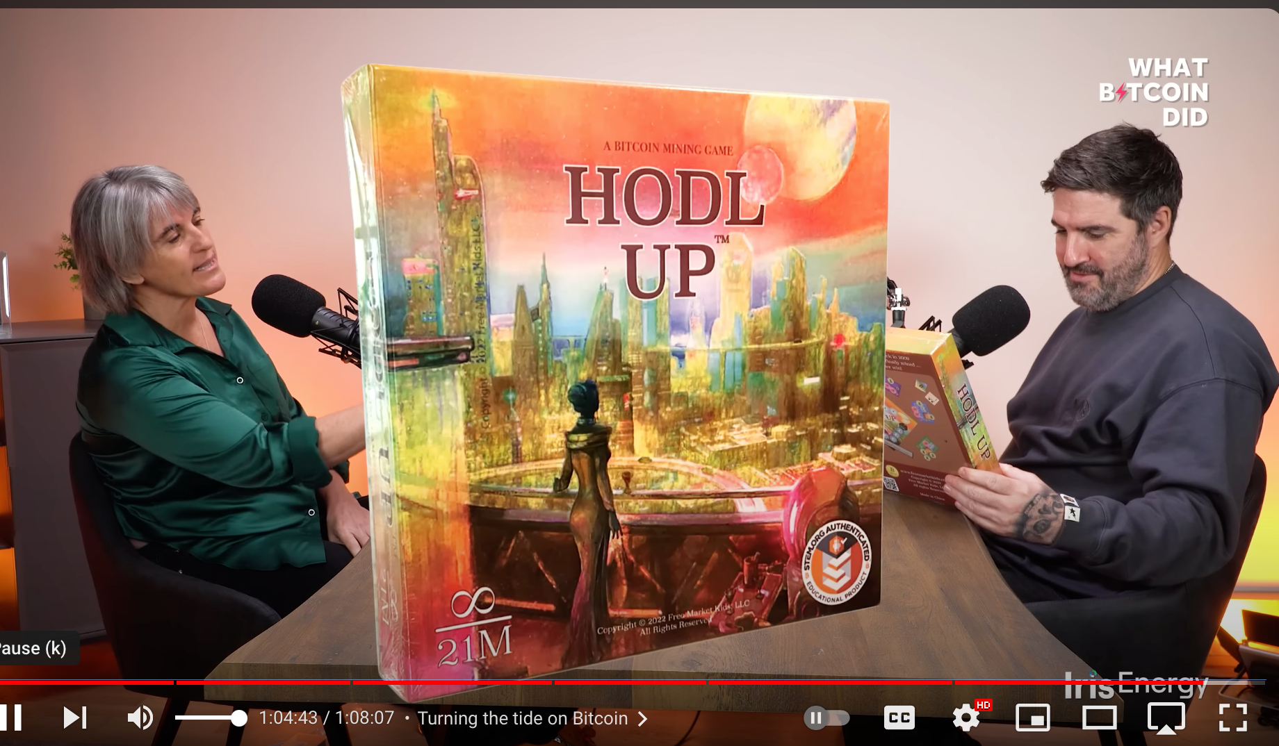 Rachel Geyer Gifts Hodl Up to Peter McCormack – Free Market Kids